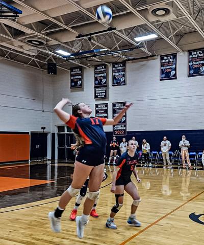 Lady Cobras win regular-season finale | Sports | newstopicnews.com