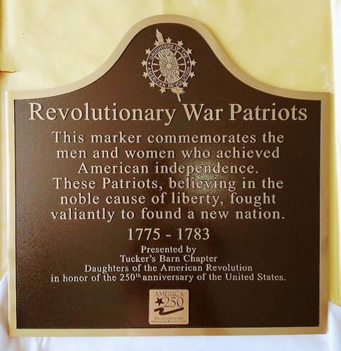 Local DAR chapter honors patriots with marker | Archives ...