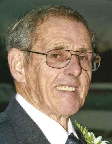 Roger Auton | Obituaries | newstopicnews.com
