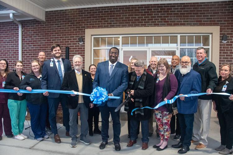 UNC Health Caldwell opens Hickory location | Local News | newstopicnews.com