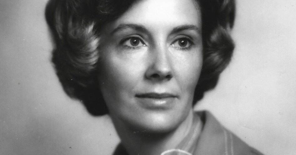 Loretta Cloer | Archives | newstopicnews.com