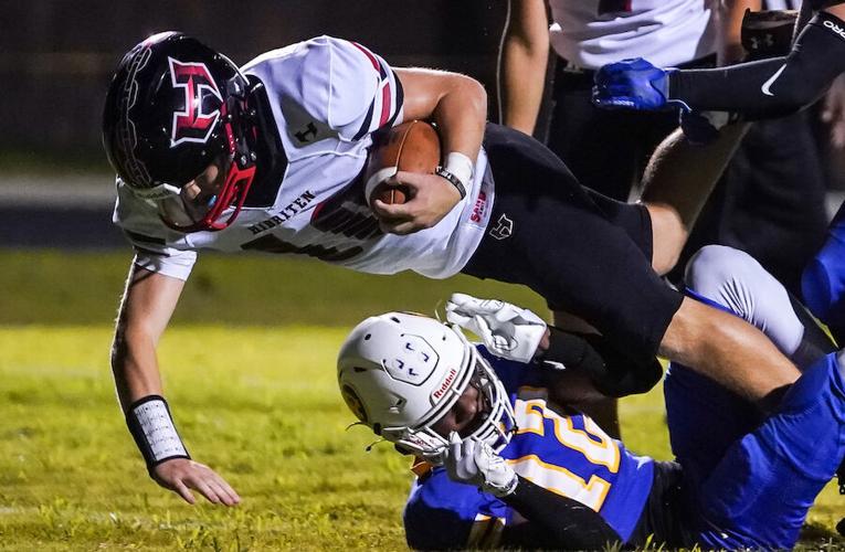 Panthers top Warriors in rivalry game | Sports | newstopicnews.com