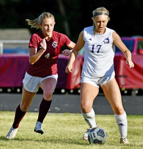 Lady Panthers close with win on pitch | Sports | newstopicnews.com