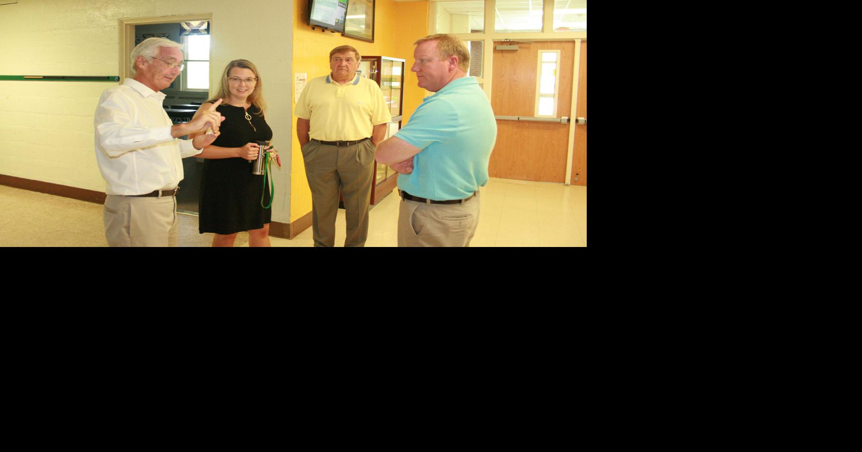 Superintendent Phipps says hello to county | Local News | newstopicnews.com
