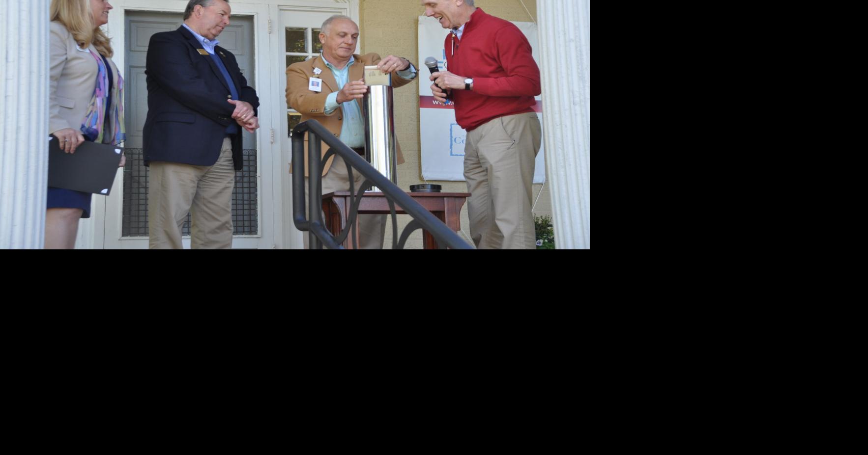 Hospital opens 1980s time capsule | Local News | newstopicnews.com