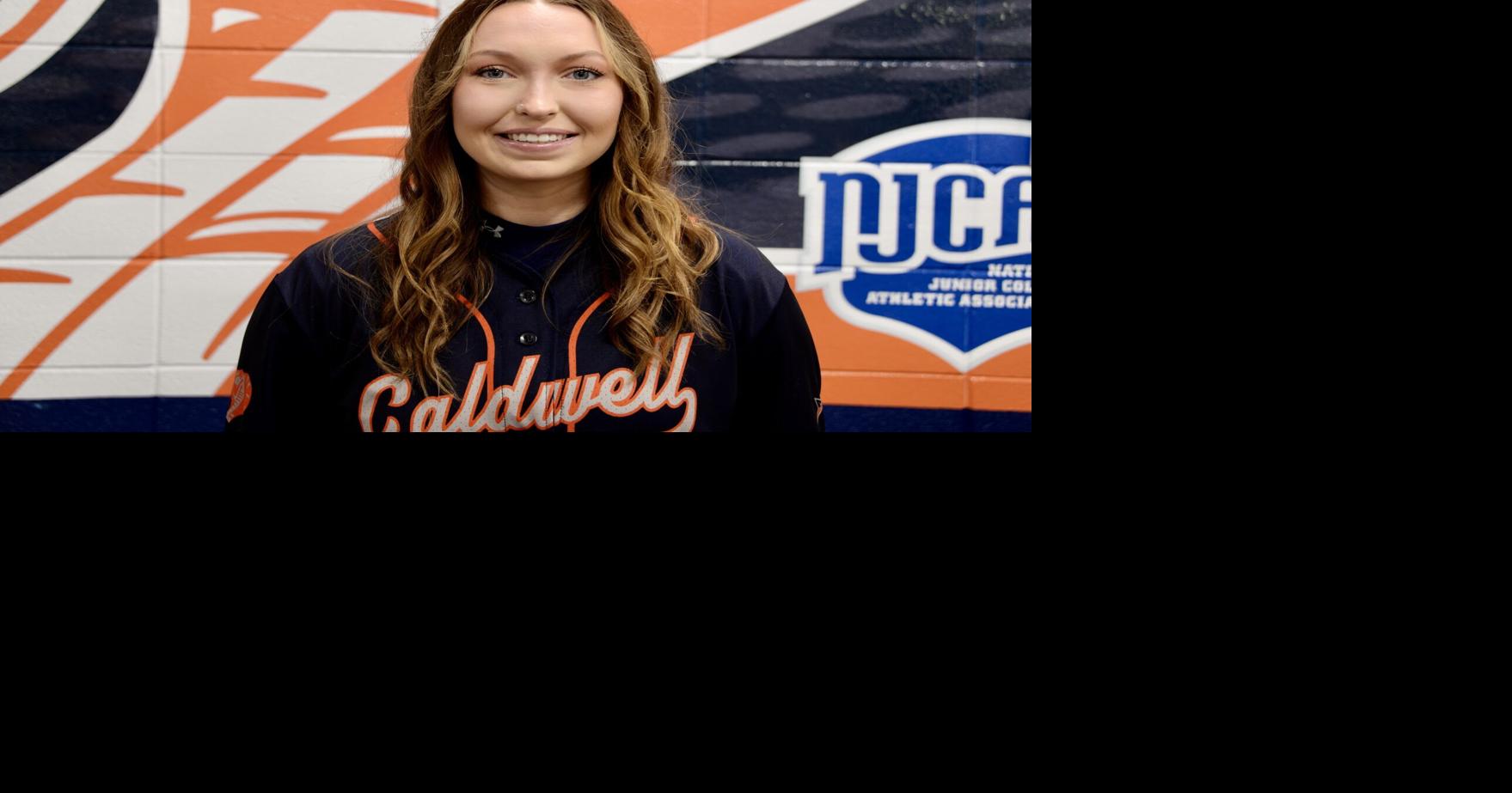 Lady Cobras manage sweep | Sports | newstopicnews.com