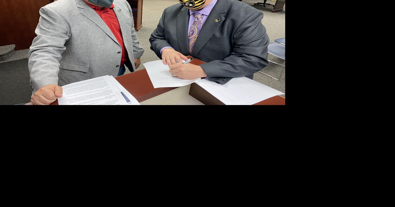 Commissioners announce new county manager | Local News | newstopicnews.com