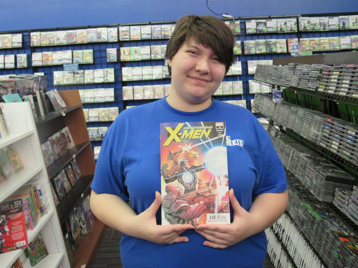 Like losing a ‘grandfather’: Area comic book fans reflect on Stan Lee’s ...