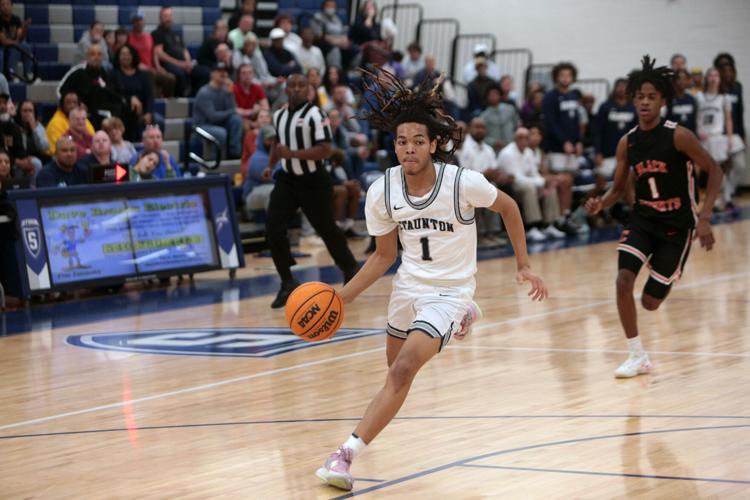 Staunton boys basketball team ekes out win over Charlottesville in ...