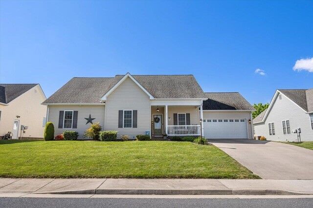 3 Bedroom Home in STUARTS DRAFT - $369,000