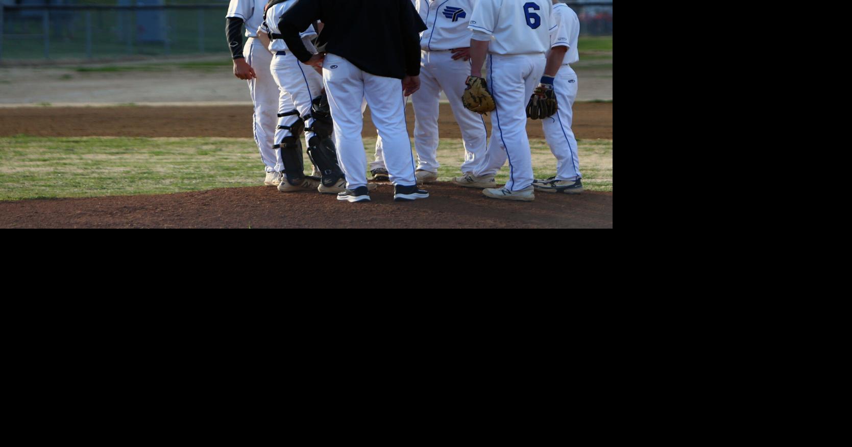 Six-run third inning propels Fort Defiance baseball team past Riverheads