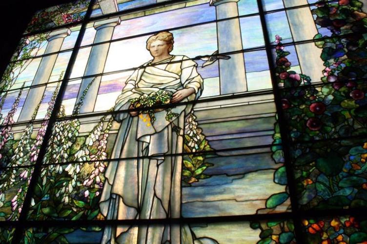 Afton Mountain real estate magnate dies at 72