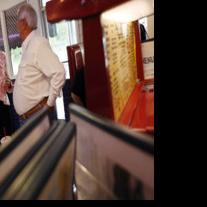 Susan Allen visits with Staunton lunch crowd