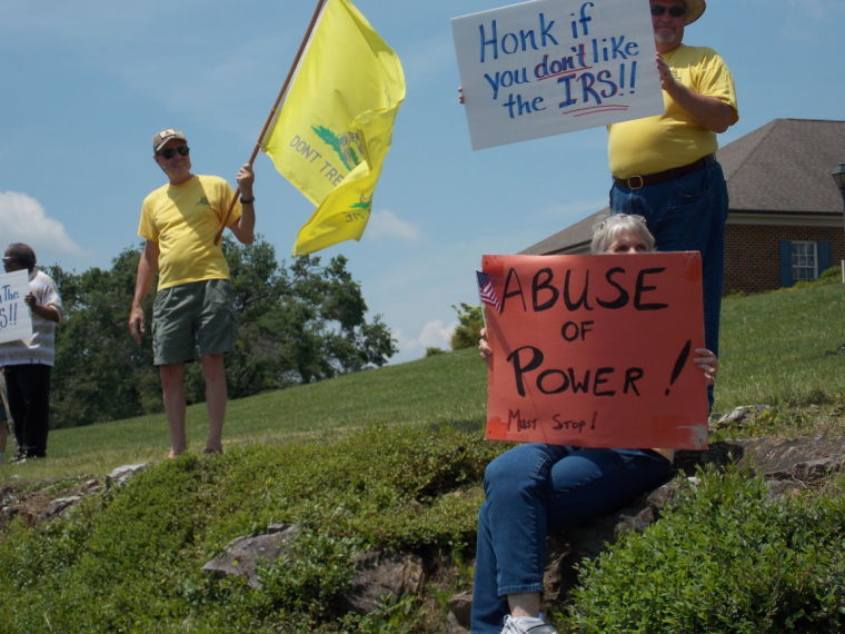 Local tea party members join national protest against the IRS