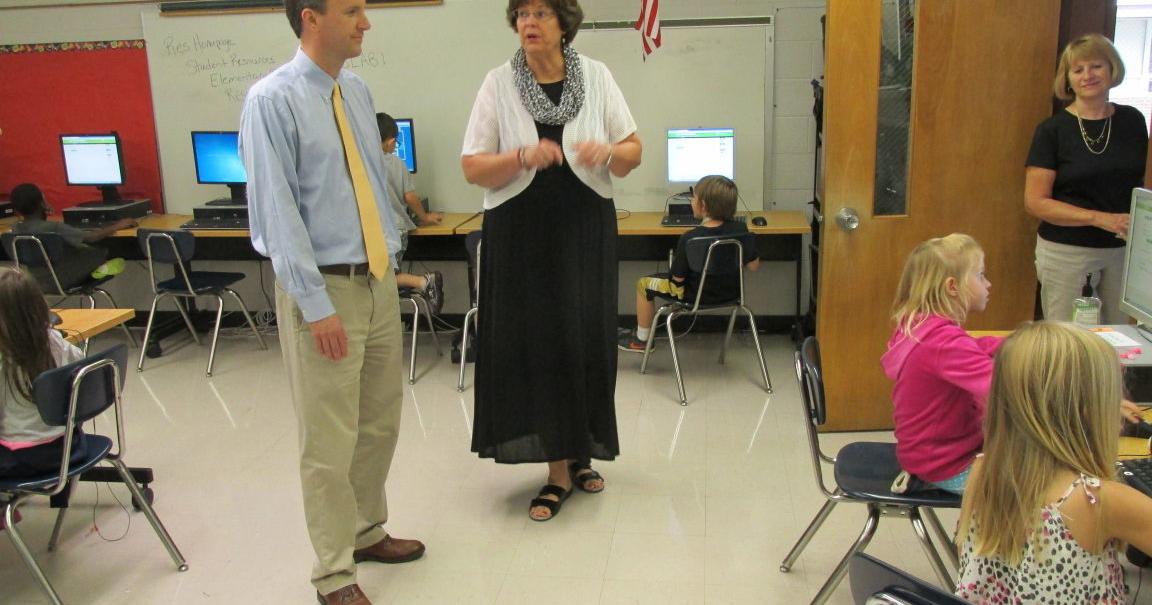 Cline tours Riverheads, expresses support for new school