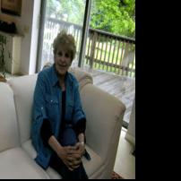 Fans flock to Moss Museum to meet renowned artist