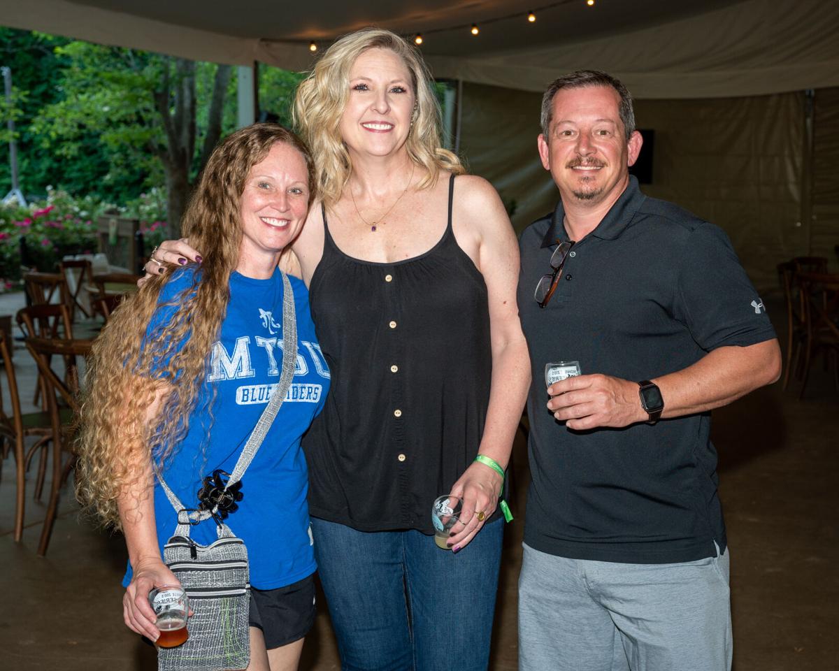 On the Circuit: Brew at the Zoo | Events | nfocusmagazine.com