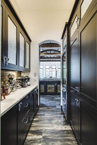 Homes of Distinction: 1816 Pace Haven | Homes + Interiors ...