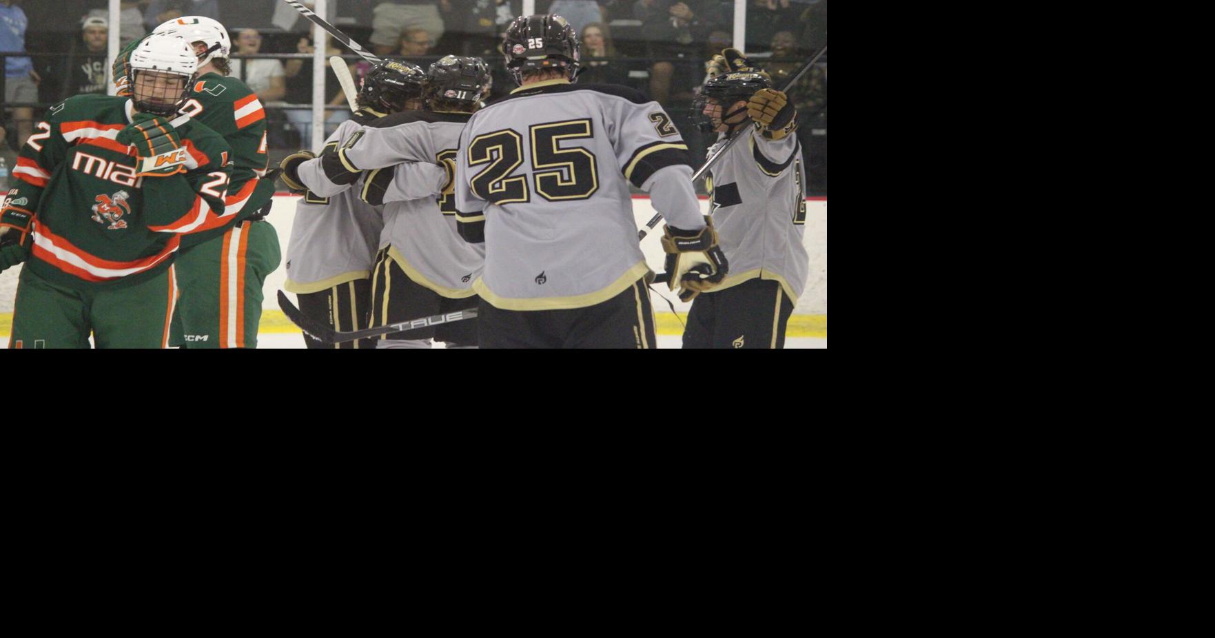 UCF ice hockey club outlasts Miami in its home opener | Sports | The Charge