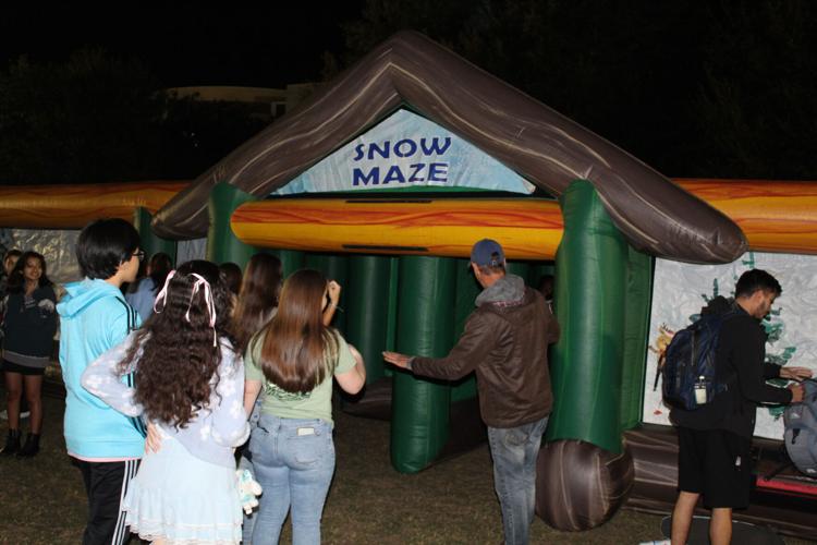 Winter wonderland takes over Memory Mall with ice rink, mechanical ...