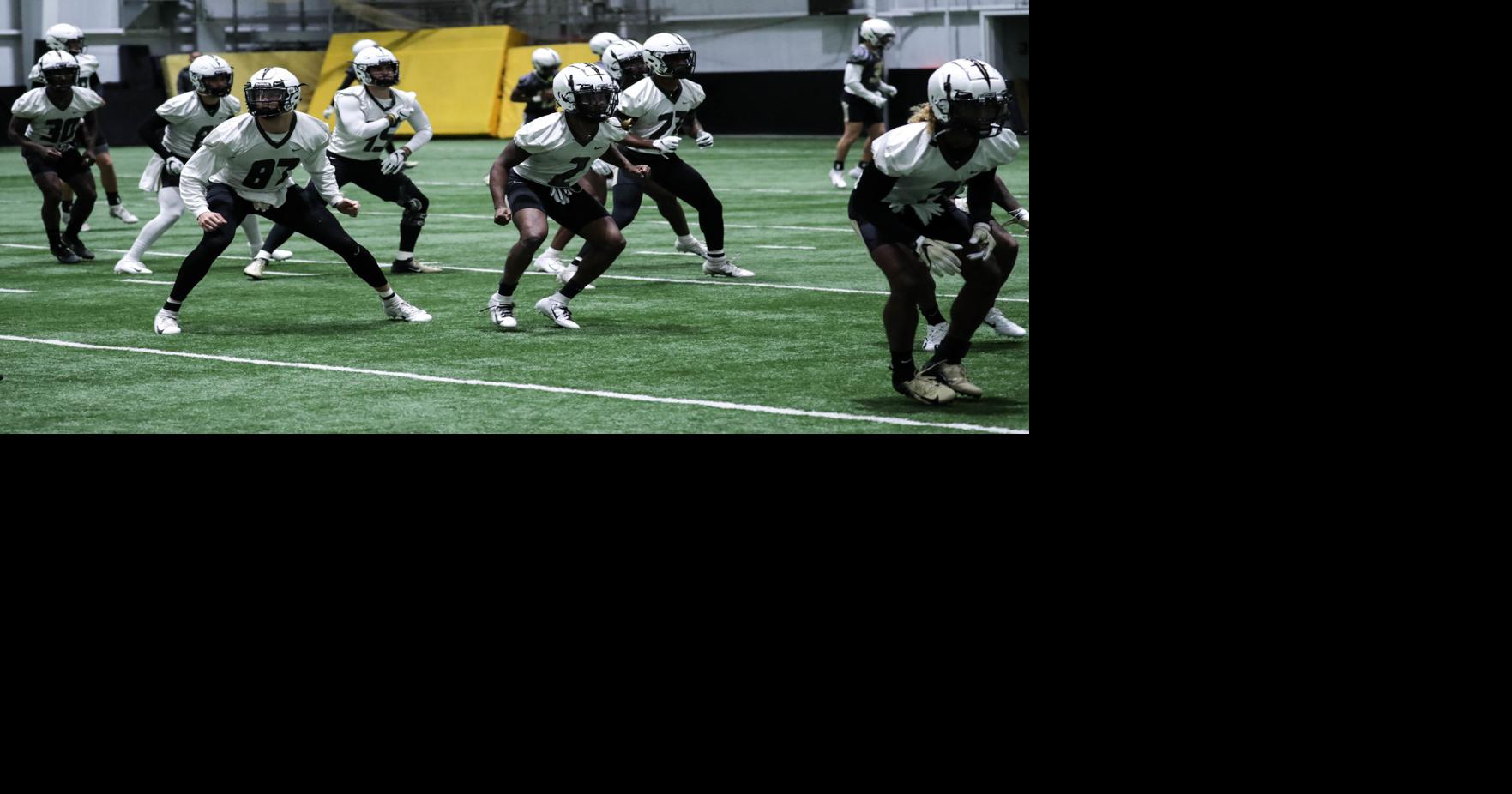 3 UCF football players test positive for COVID-19 after returning to ...