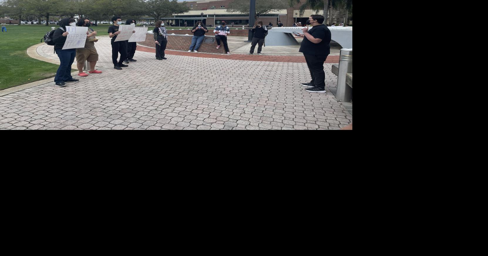 UCF SDS holds rally protesting ICE and new immigration laws | News ...