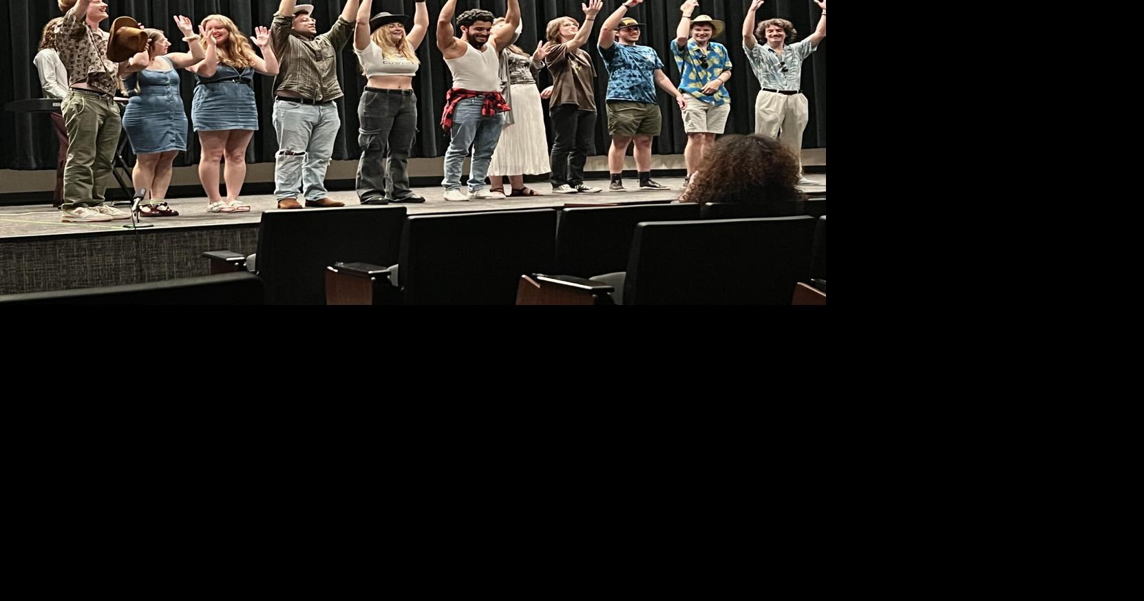 The Improv Academy hosts this semester's final showcase | Culture | The Charge