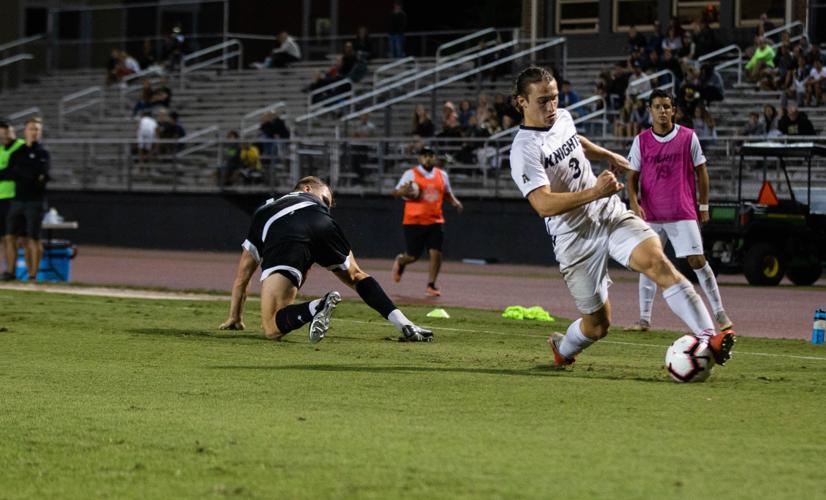 UCF men's soccer clinches season title, home-field advantage with late ...