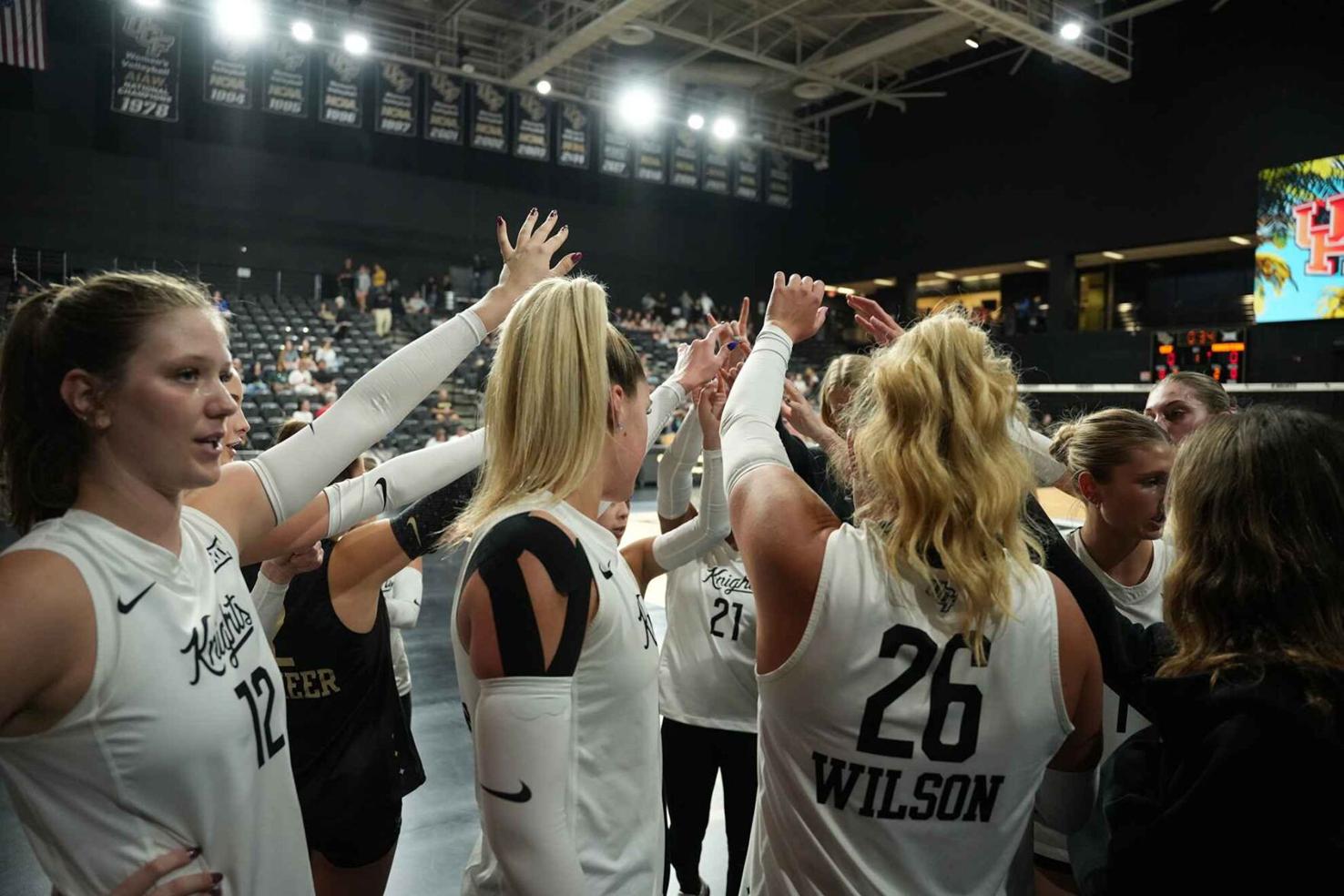 Volleyball | The Charge