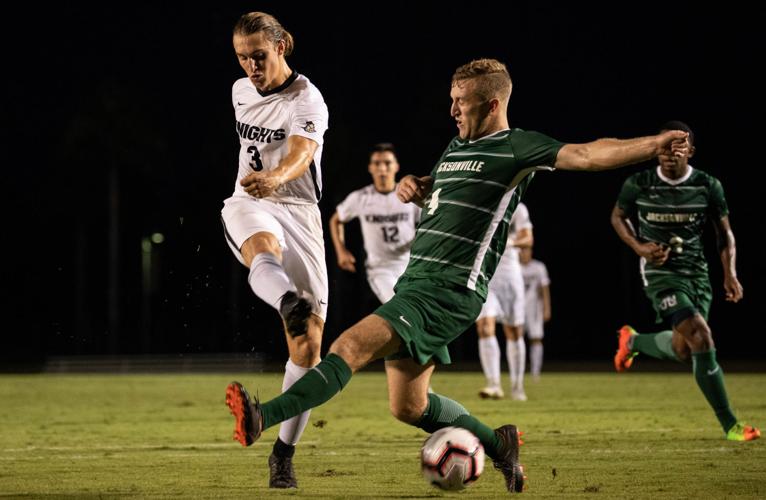 UCF men's soccer cruises to victory as head coach celebrates 100 wins ...