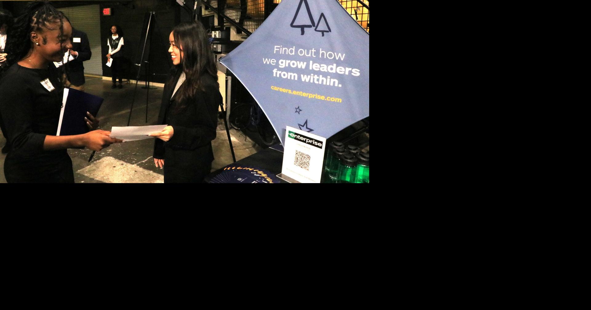 UCF students gather for Internship & Career Expo job fair | News | The ...