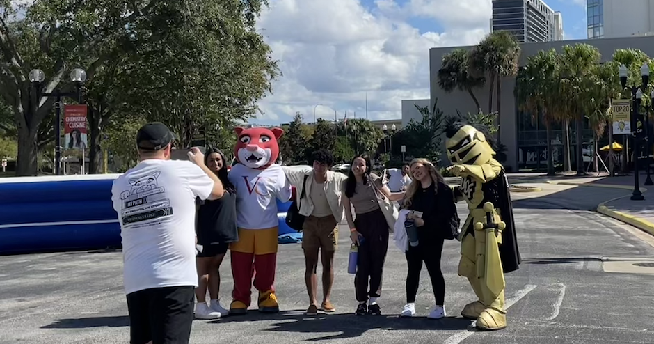 UCF Downtown Student Life brings magic to 'Spirit Day' | Life | The Charge