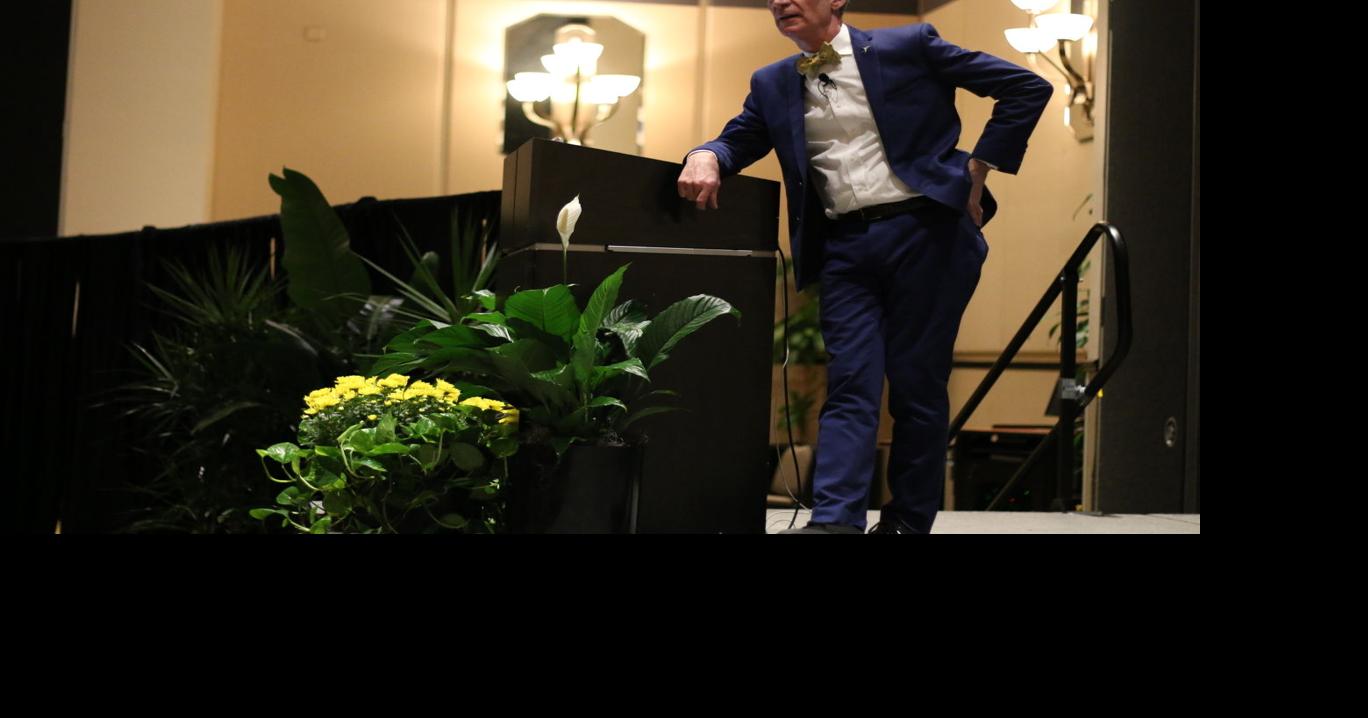 Bill Nye encourages students to help 'change the world' | Life | The Charge