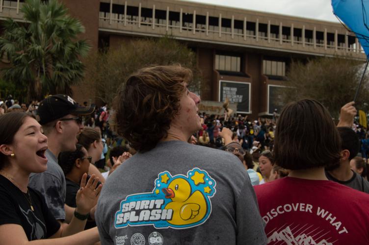 Photos: UCF students "Charge On" into Reflection Pond at Spirit Splash ...