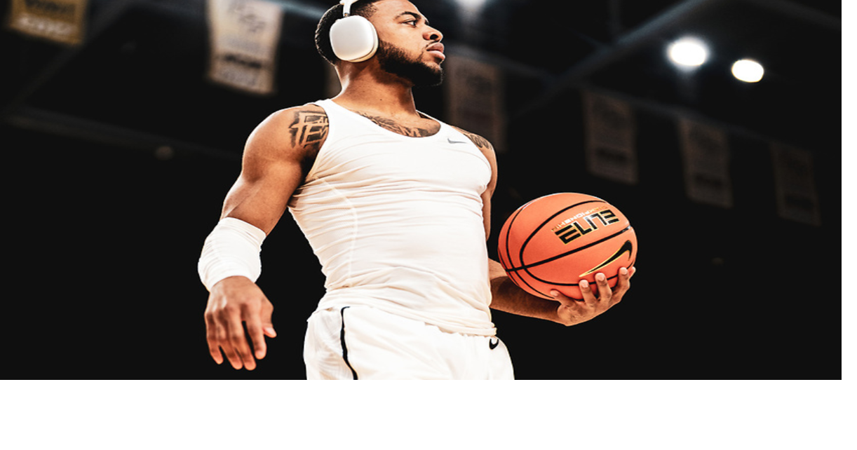 Darius Johnson showcases leadership and passion on and off the court | Sports | The Charge