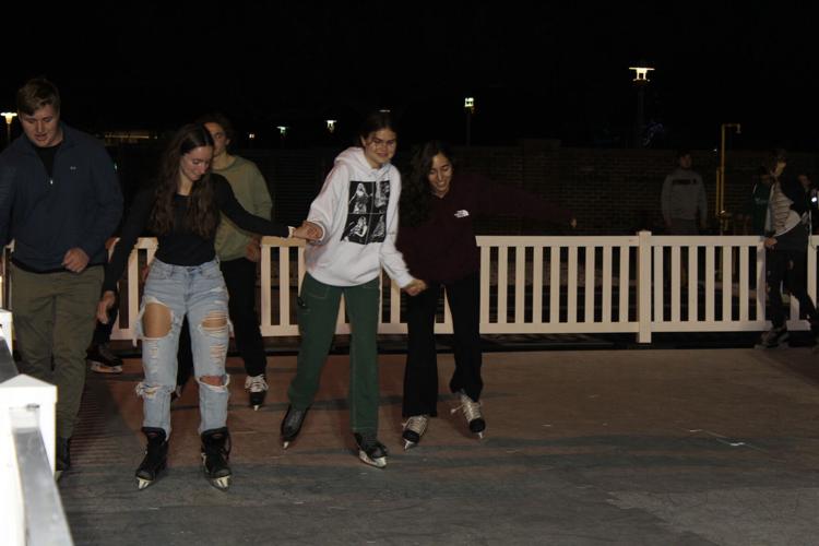 Winter wonderland takes over Memory Mall with ice rink, mechanical ...