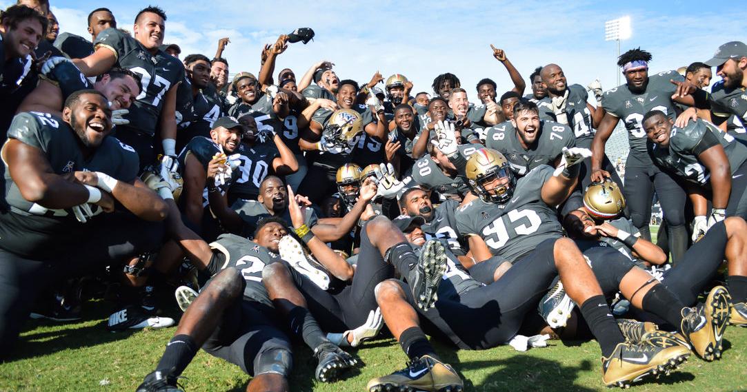 Photos: UCF conquers Cincinnati, becomes bowl bound | Multimedia | The ...