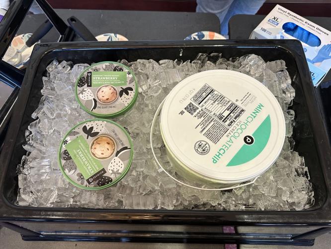Rosen Life holds ice cream social and movie night | Multimedia | NSM.today