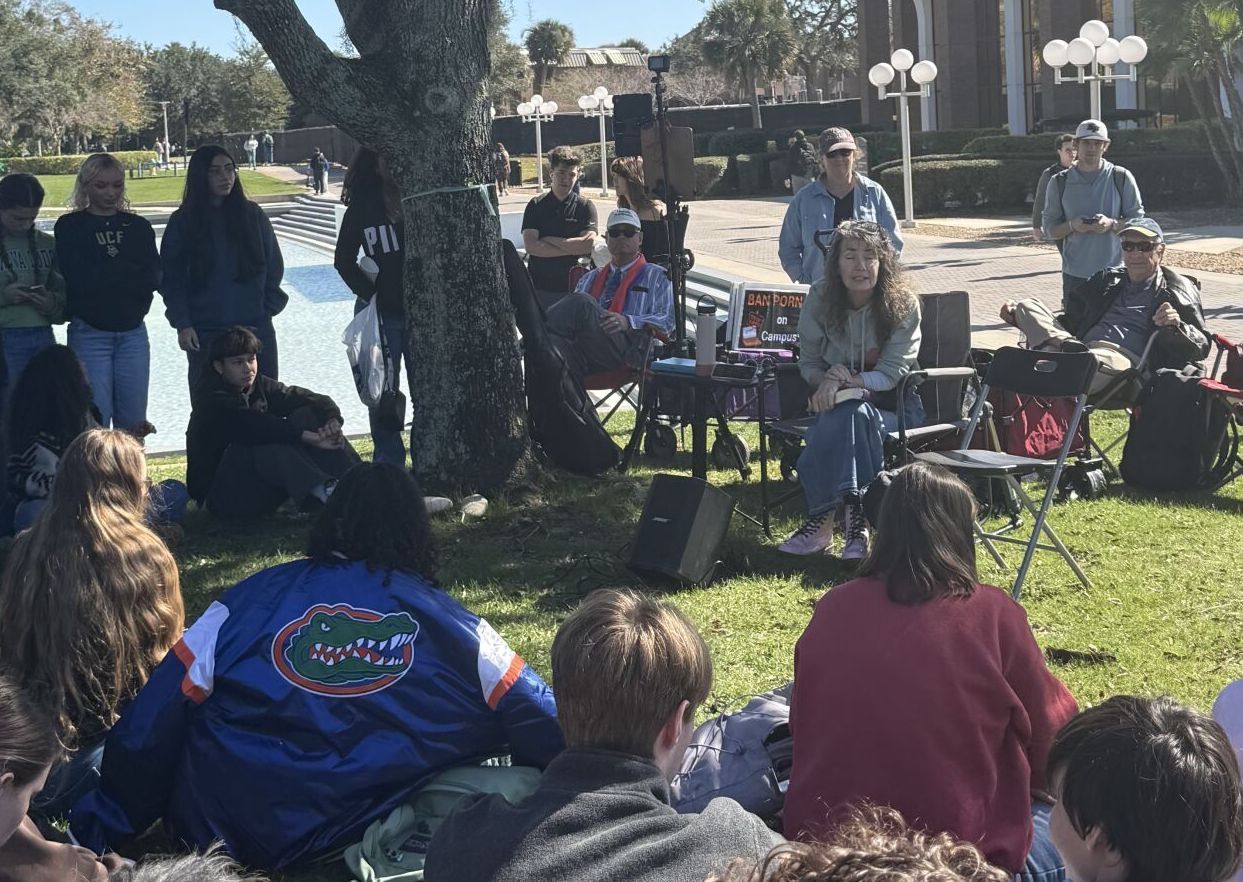 TikTok-viral preacher Sister Cindy returns to UCF to 'entertain ...