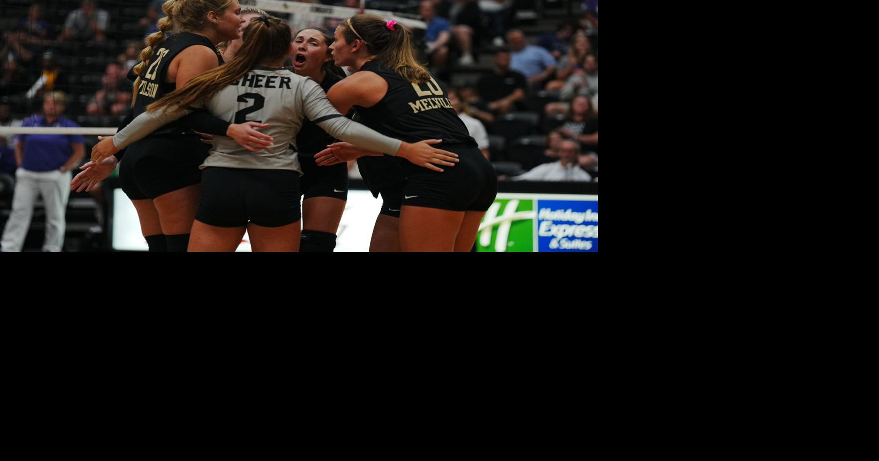 UCF volleyball perseveres through five close sets for win over Kansas State | Sports | NSM.today