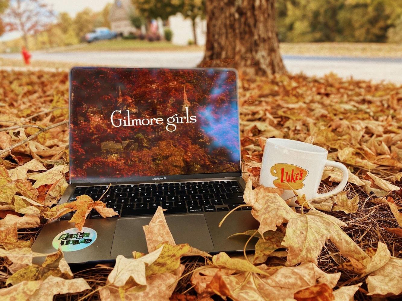 'Gilmore Girls' fall episodes | Arts And Culture | ninertimes.com