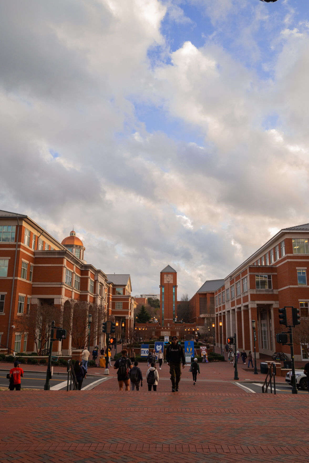 UNC Charlotte students report satisfaction ratings in campus survey ...