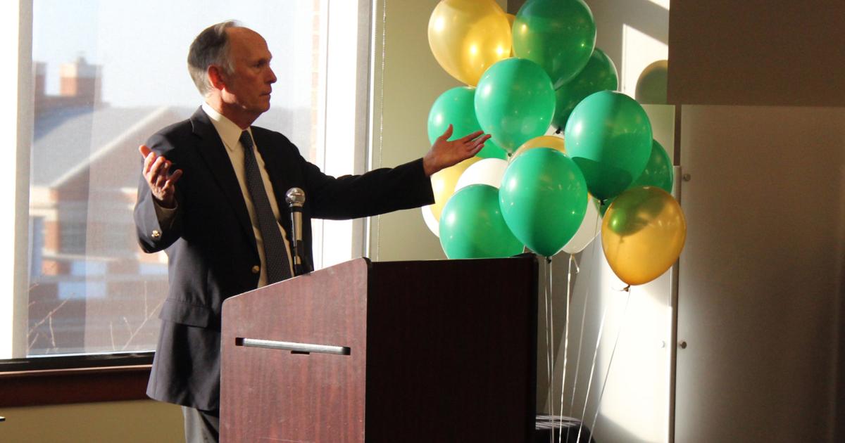 Chancellor’s Reception recognizes UNC Charlotte faculty and staff ... Chancellor’s Reception recognizes UNC Charlotte faculty and staff ...