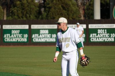 Baseball breezes by WVU, looks for sweep on Sunday | Sports ...