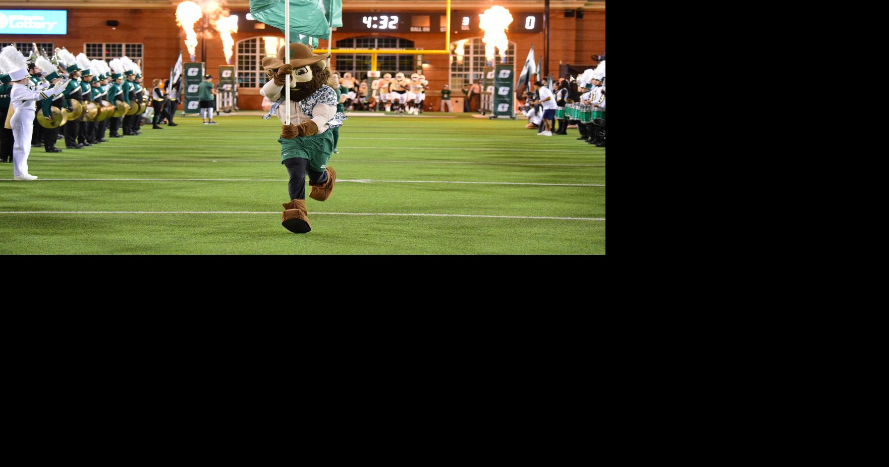 Photos: Charlotte football caught in the riptide of Tulane Green Wave ...