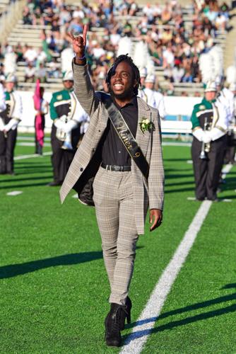 UNC Charlotte selects Ra'Quan Leary as 2022 Golden Niner | News ...