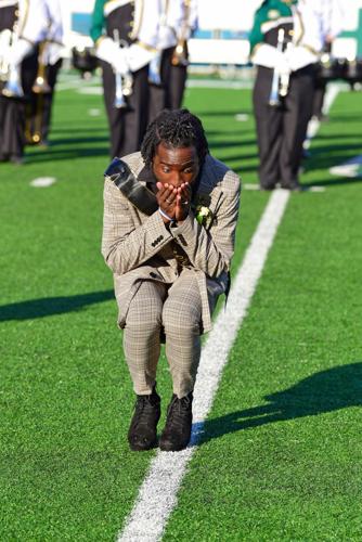 UNC Charlotte selects Ra'Quan Leary as 2022 Golden Niner | News ...