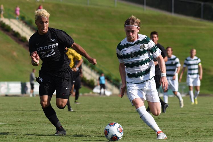 Soccer stays perfect behind a downpour of goals | Sports | ninertimes.com