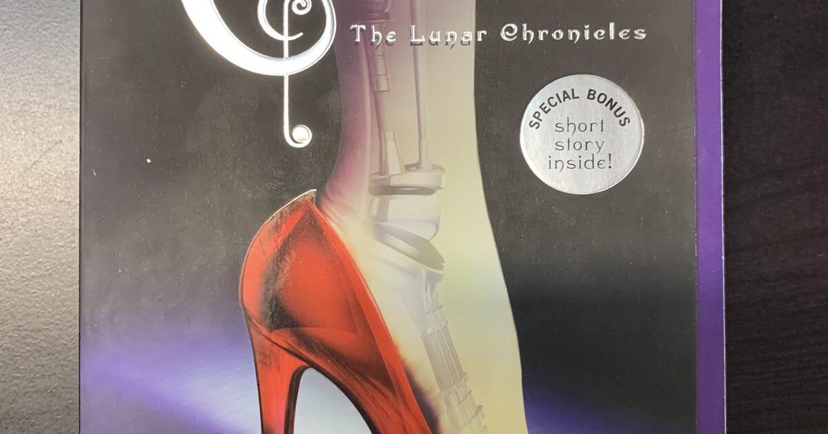 Book Review: “Cinder” by Marissa Meyer | Arts And Culture | ninertimes.com