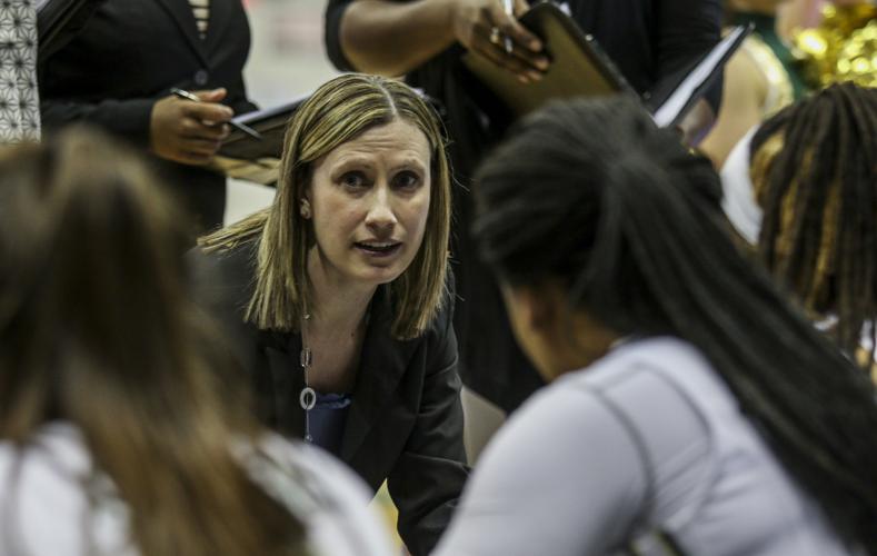 Cara Consuegra records 100th career win | Sports | ninertimes.com